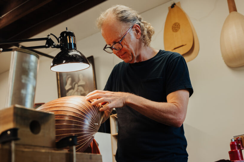 The Vancouver Artisan Sustaining the Medieval Art of Lute Making ...
