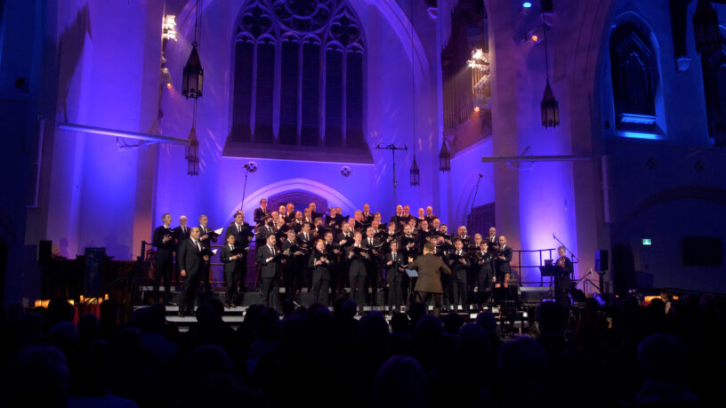 8 Vancouver Seasonal Shows to Warm Up Your December | MONTECRISTO