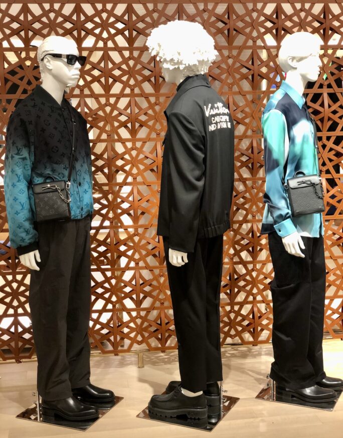 A Look Inside Canada’s Largest Louis Vuitton Store | MONTECRISTO